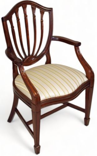 Marshbeck Five Finger Dining Chair | Marshbeck